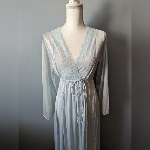 Vintage | Intimates & Sleepwear | Vintage Light Blue Robe | Poshmark